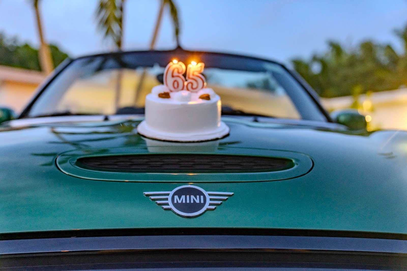 MINI completa 65 anos: veja a história de alguns modelos
